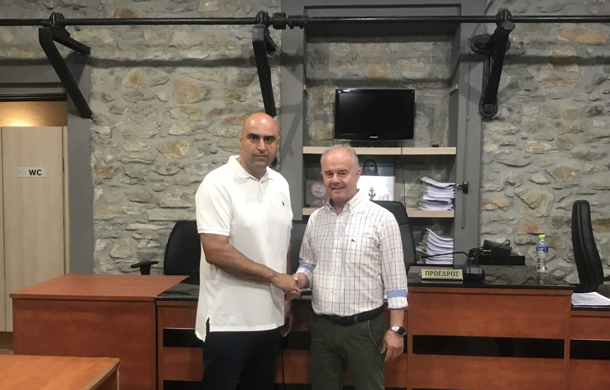 Τρεις ακόμη υποψήφιοι στη "φαρέτρα" του Γ. Μανώλη (φωτο) – ONLARISSA.GR ...