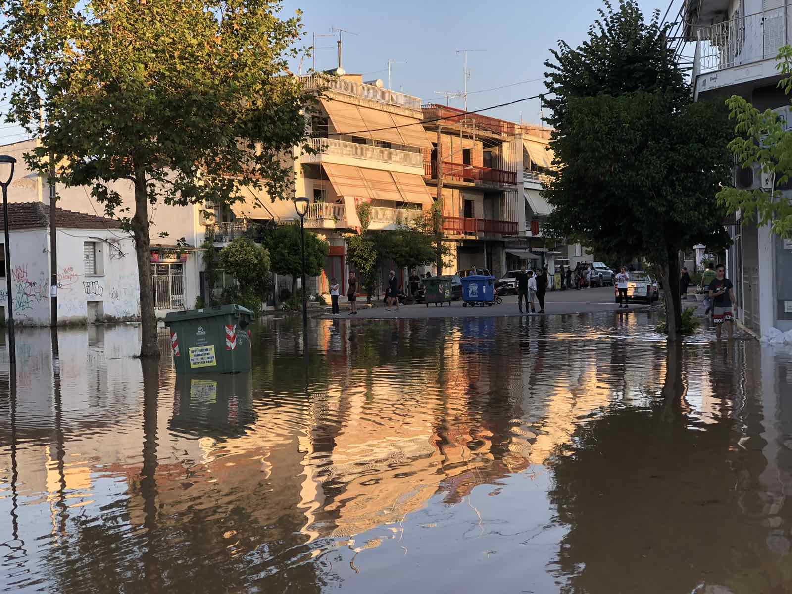 Λάρισα: Λιμνοθάλασσα η Σωκράτους στη Νέα Σμύρνη, εκκενώνεται τμήμα της ...
