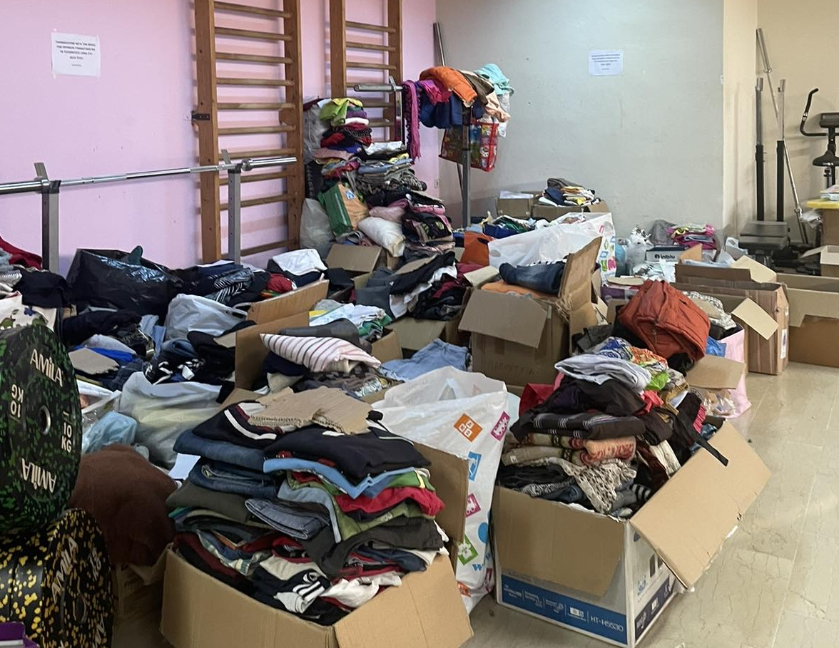 Περιφέρεια Θεσσαλίας: Συνεχίζεται η διανομή βοήθειας - Συγκεντρώνονται ...