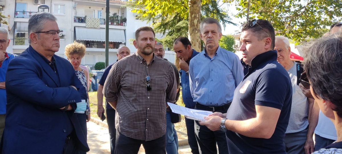 Στον πλημμυρισμένο Άγιο Θωμά της Λάρισας ο Κουτσούμπας – Ενημερώθηκε ...
