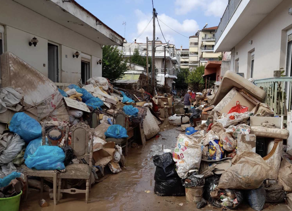 Σοκάρουν οι εικόνες: Θύελλα οργής κατοίκων στα πλημμυρισμένα της ...