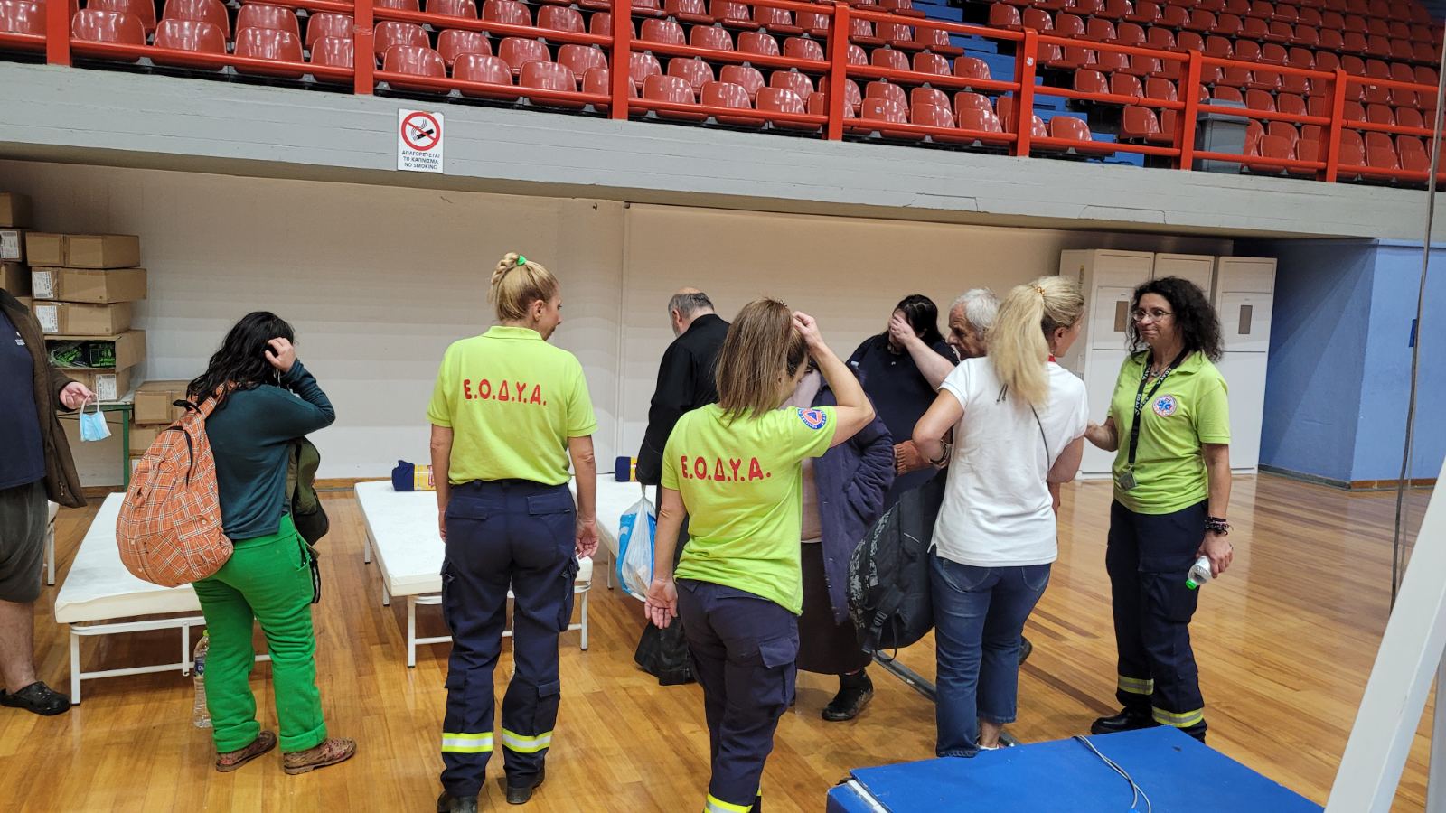 Λάρισα: Περισσότερα από 200 άτομα από τις πληγείσες περιοχές ...