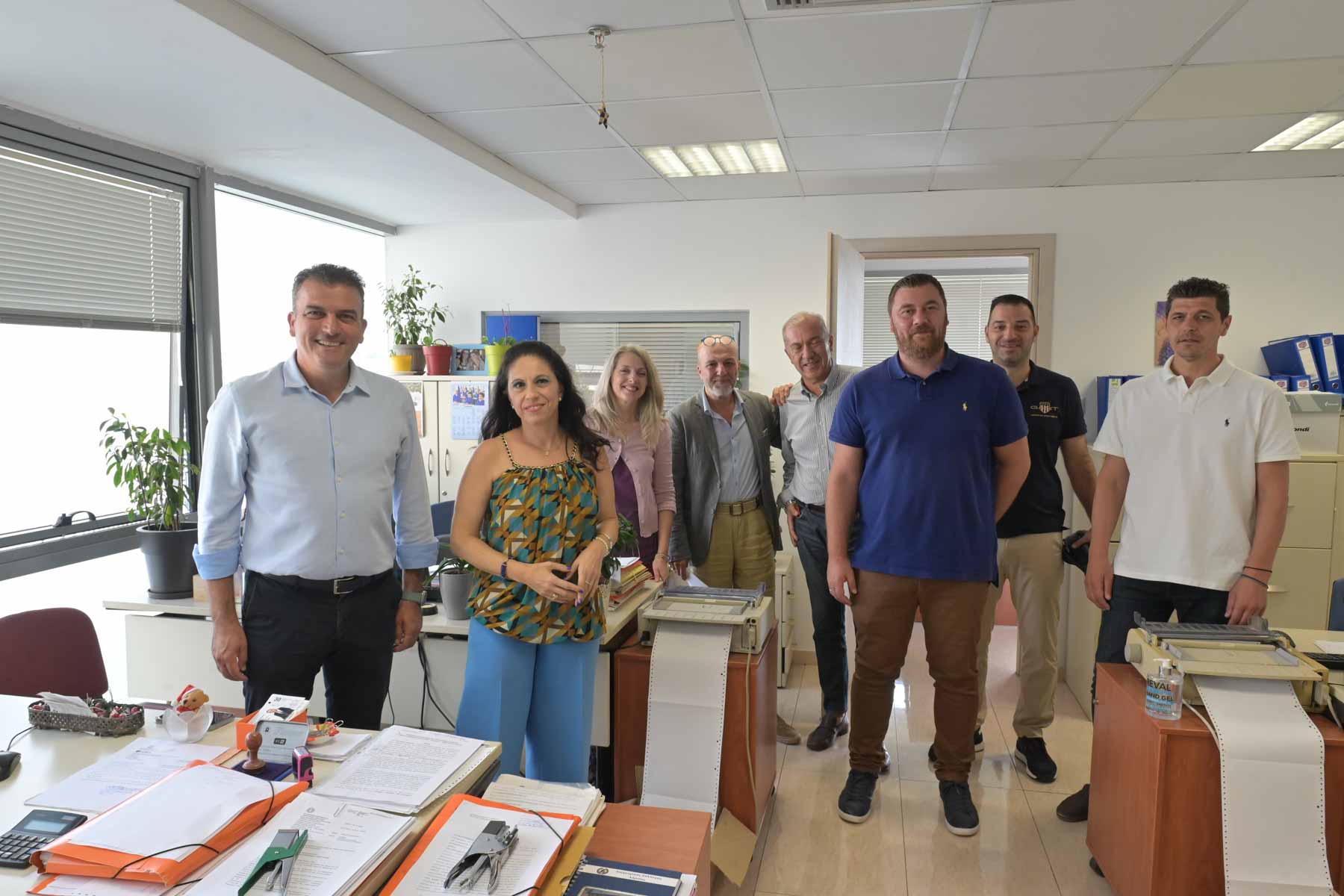Μαμάκος σε ΕΦΚΑ, ΚΕΑΟ, ΠΕΚΑ Θεσσαλίας και ΔΟΥ Λάρισας: «Πρωταρχικό ...