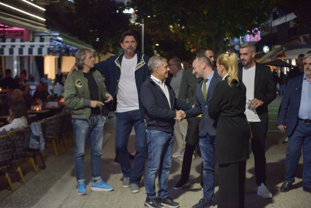 Αγοραστός στα Τρίκαλα: Έλαβα το μήνυμα της πρώτης Κυριακής - Σας ζητάμε ...