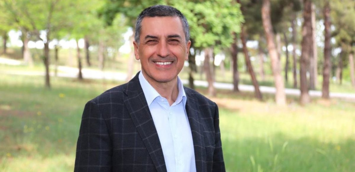 Ο Ενιαίος Σύλλογος Διδασκόντων του ΠΘ συγχαίρει τον Δημήτρη Κουρέτα για ...