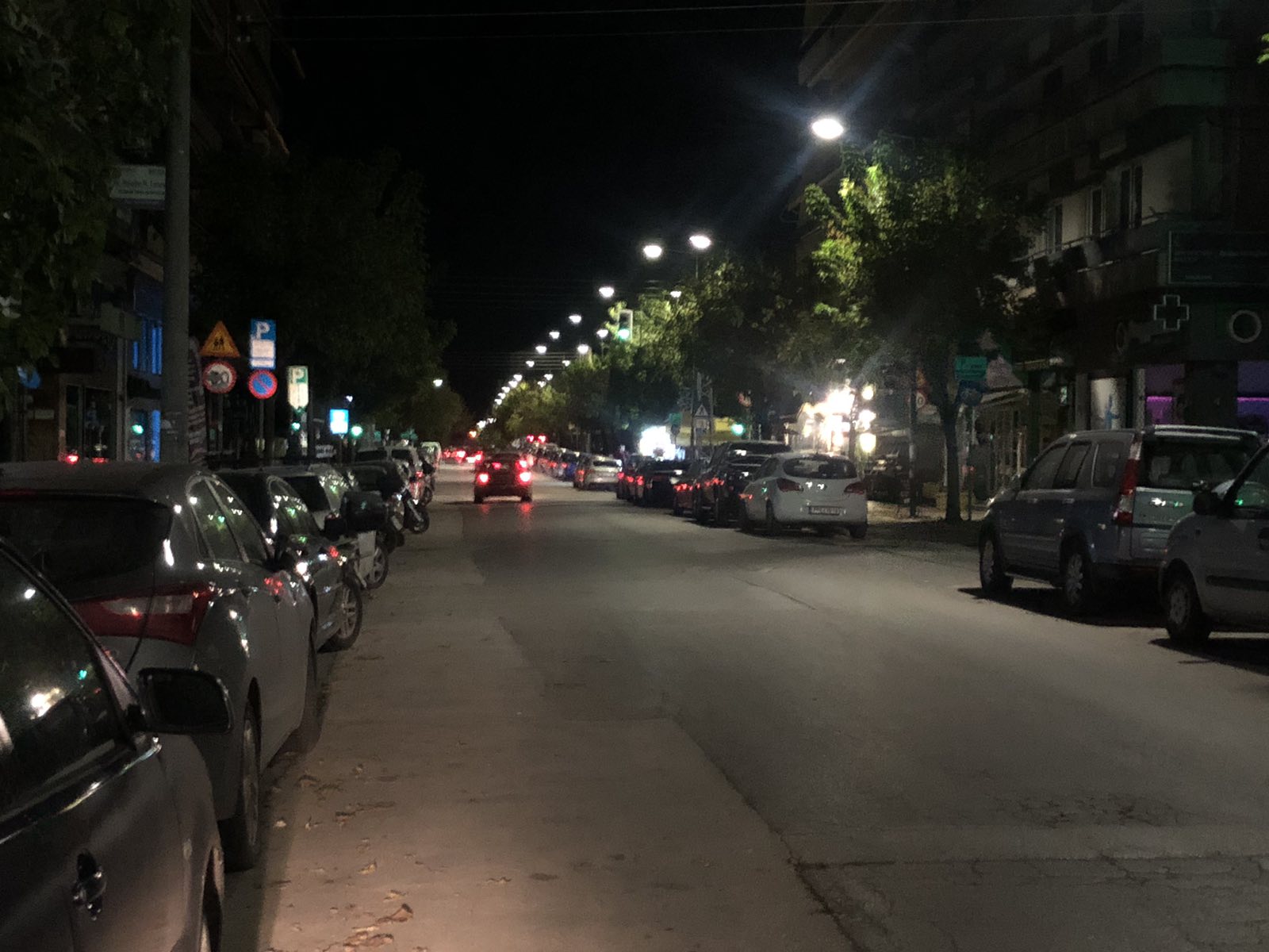 Λάρισα: Ο κεντρικός δρόμος καθημερινό "βασανιστήριο" – Η πιο επικίνδυνη ...