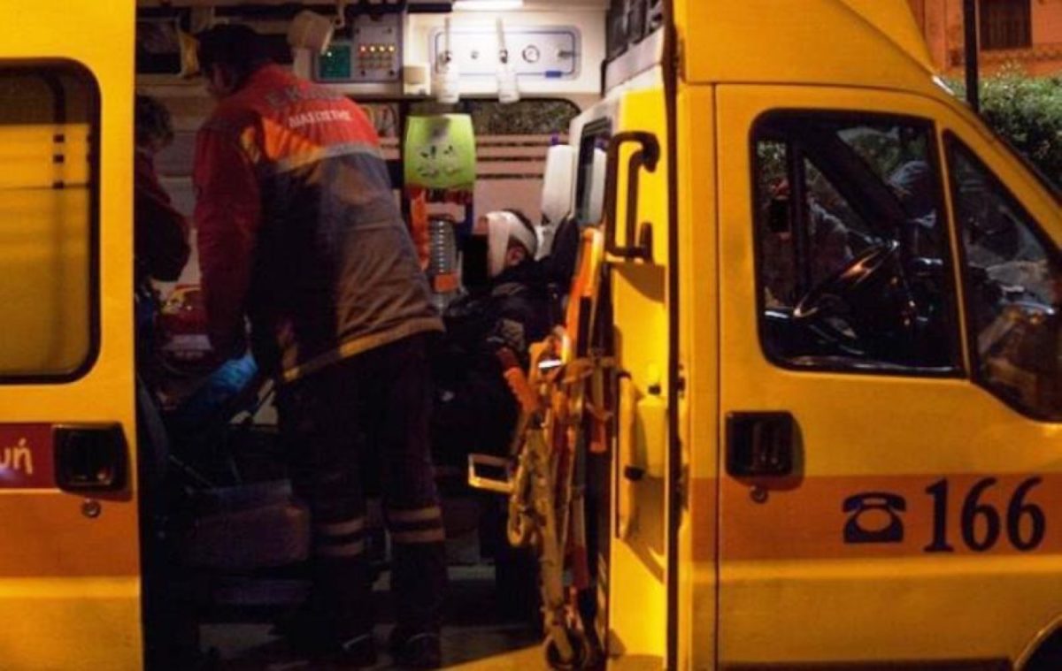 Λάρισα: Εντόπισαν πεσμένο άτομο στην λεωφόρο Καραμανλή – Στο …πόδι το ...