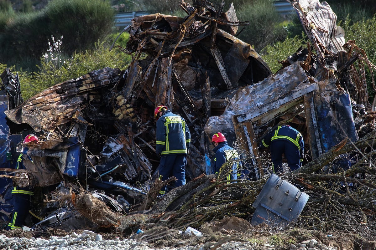 Τέμπη: Σοβαρές καταγγελίες από συγγενείς των θυμάτων - «Βαγόνια ...