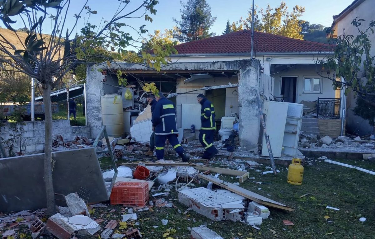 Τρίκαλα: Σοβαρά τραυματισμένος ηλικιωμένος από έκρηξη σε σπίτι ...