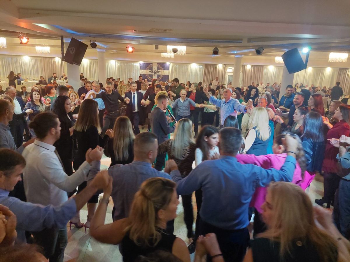 Εκδήλωση με παραδοσιακούς χορούς και δημοτική μουσική από τον Σύνδεσμο ...