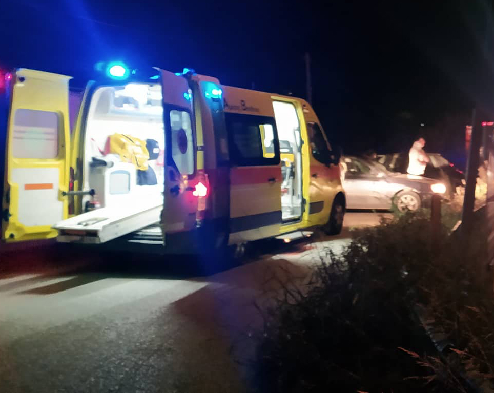 Τρίκαλα: Σοκαριστικό τροχαίο στην Πύλη - Μοτοσικλετιστής έπεσε σε ...