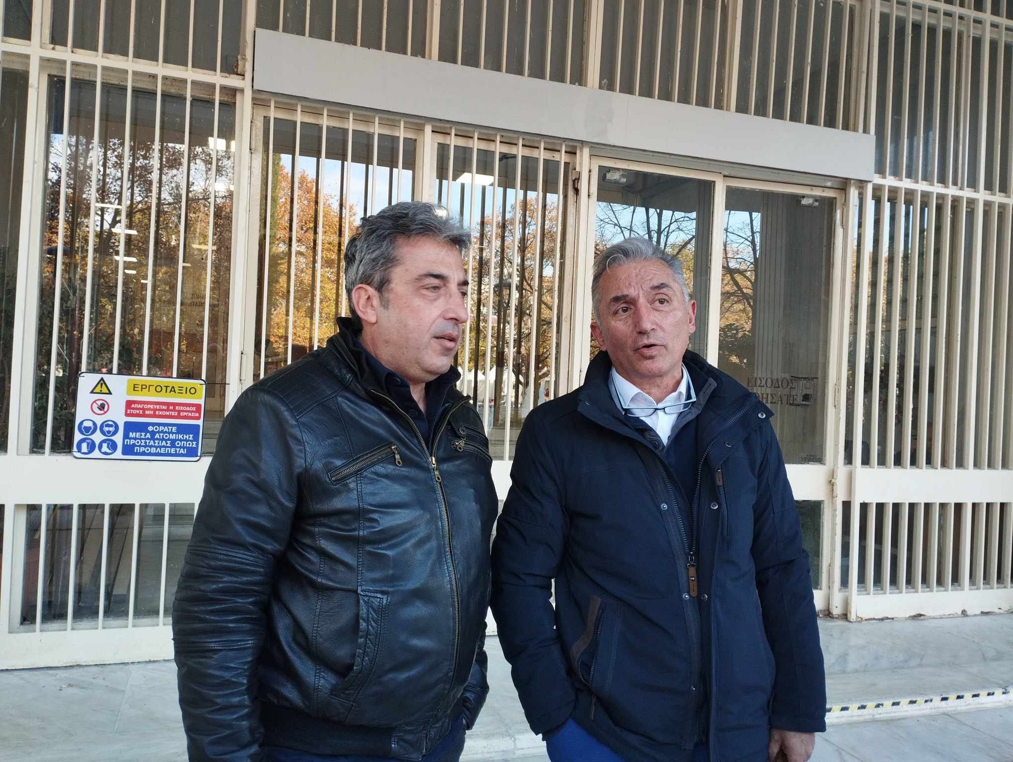 Τραγωδία Τεμπών: Στον ανακριτή Λάρισας οι δύο σταθμάρχες ...