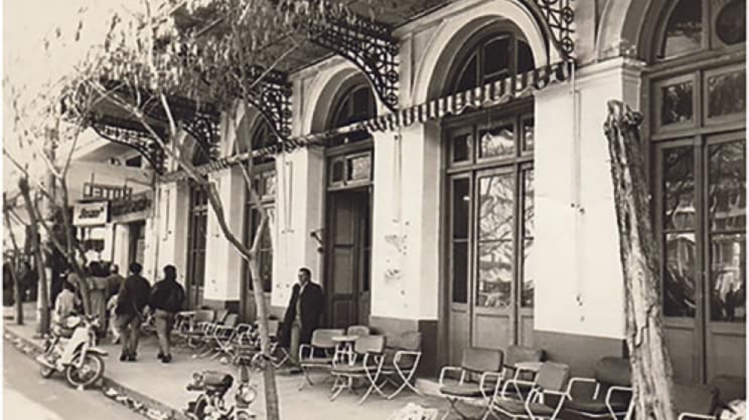 Αυτά ήταν τα καφενεία "σταθμοί" της Λάρισας - Ποιοι Λαρισαίοι σύχναζαν ...