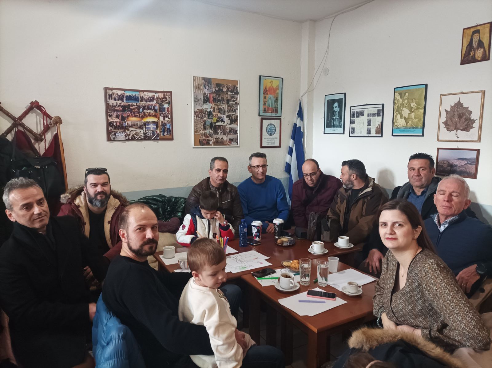 Την πρωτοχρονιάτικη πίτα τους έκοψαν οι Λιβαδιώτες (φωτό) – ONLARISSA ...
