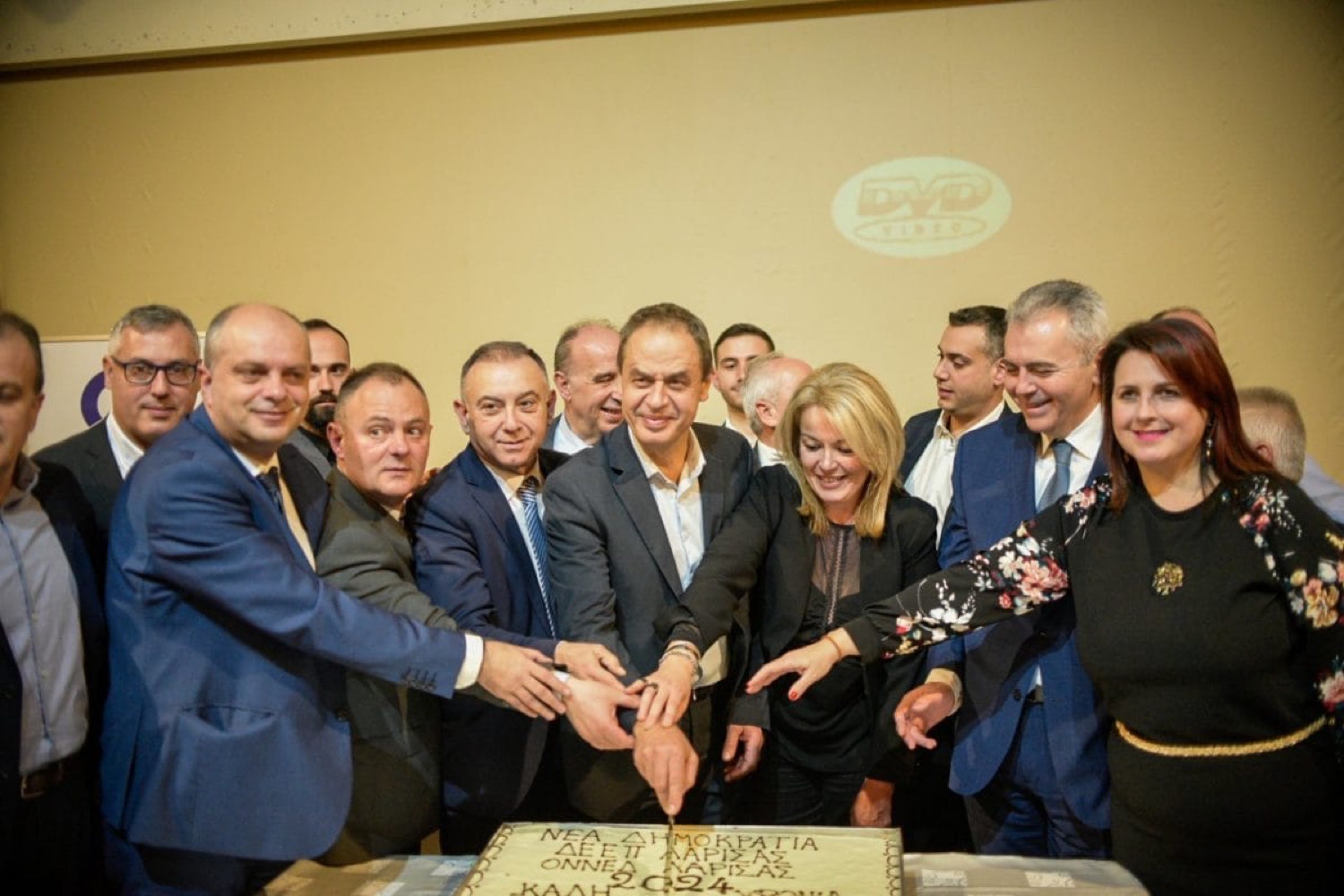 Κέλλας στην ετήσια εκδήλωση της ΔΕΕΠ ΝΔ και της ΟΝΝΕΔ Λάρισας: Η ΝΔ, η ...