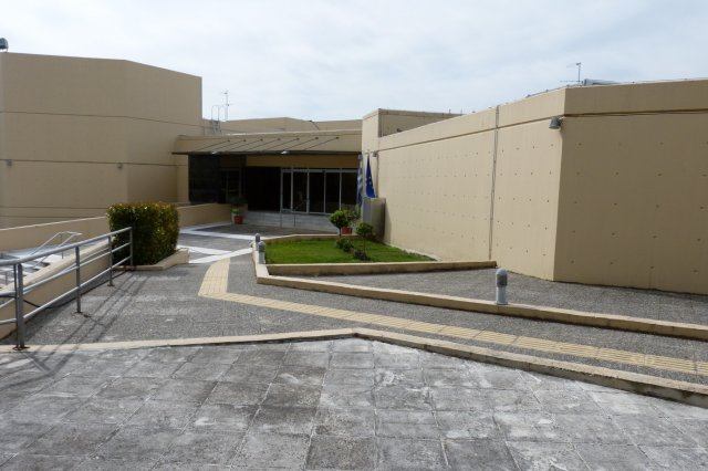 Ομαδική εικαστική έκθεση αφιερωμένη στη συγγραφέα Άλκη Ζέη στο ...