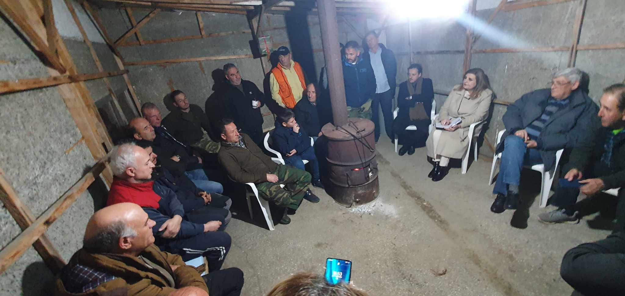 Λιακούλη σε αγροτικά μπλόκα Χαλκιδικής: « Έσπειρε ανέμους και θερίζει ...