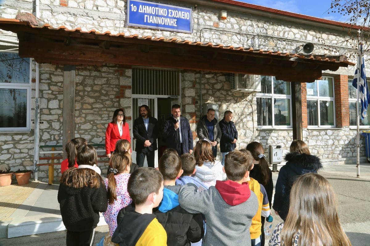 Μαμάκος από 1ο Δημοτικό Σχολείο Γιάννουλης: Να γίνει η ανακύκλωση μέρος ...