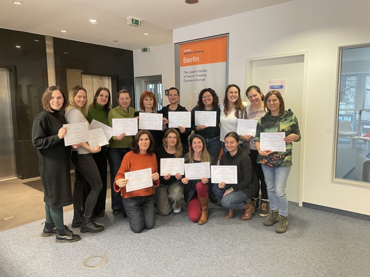 Σε επιμορφωτικό πρόγραμμα ERASMUS+ καθηγήτριες του Γυμνασίου ...