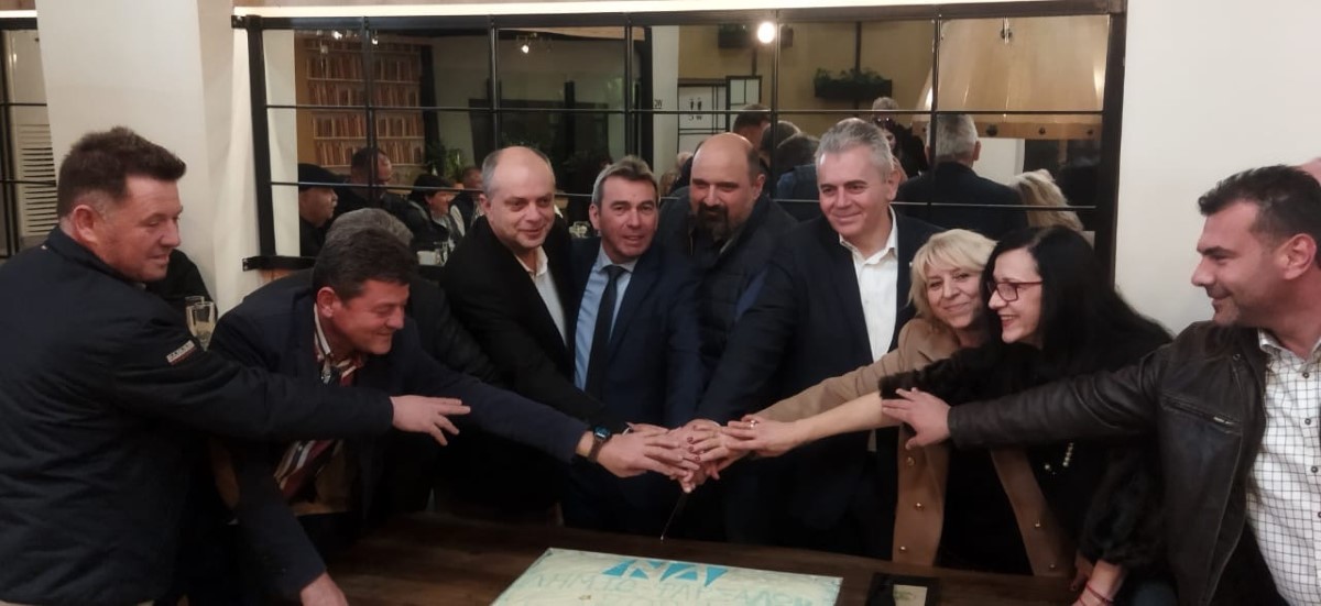 Στην κοπή πίτας της ΔΗΜΤΟ Φαρσάλων ο Χρήστος Καπετάνος: Το φράγμα στη ...