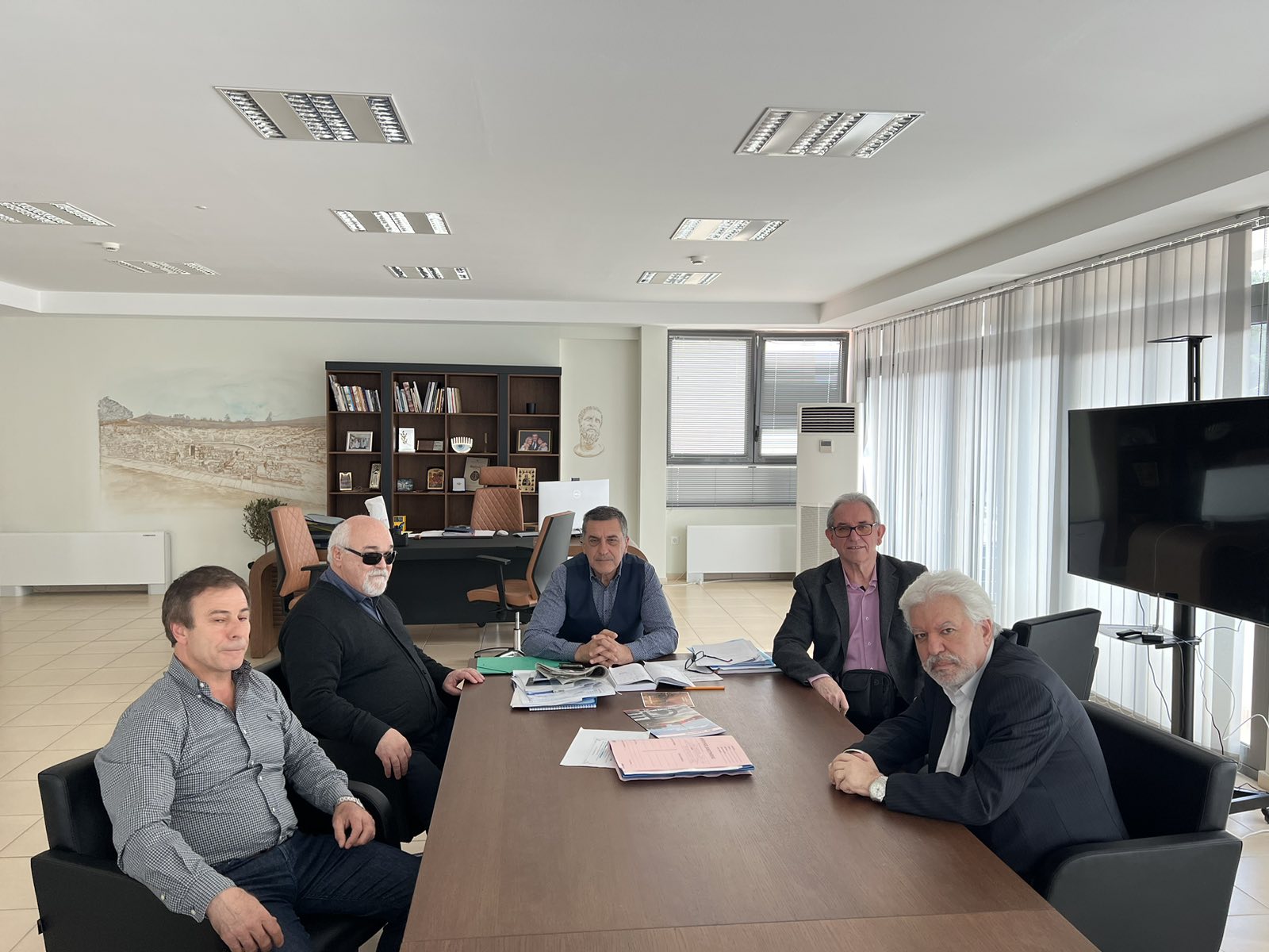 Συνάντηση του Περιφερειάρχη Θεσσαλίας με τα θεσμικά όργανα των αναπήρων ...