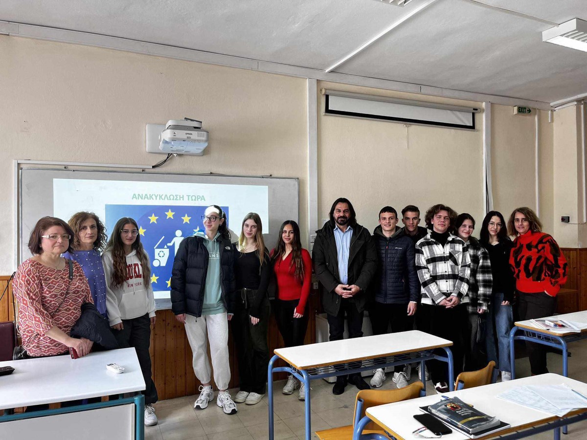 Ενημερώθηκαν για την ανακύκλωση μαθητές και εκπαιδευτικοί του 6ου ΓΕΛ ...