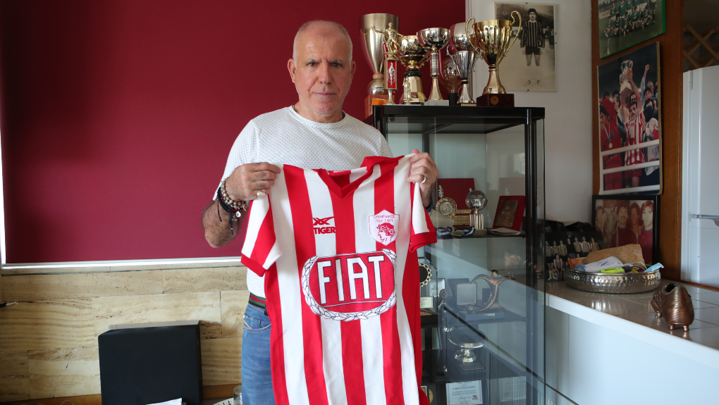 Ο Νίκος Αναστόπουλος στο Red Store – ONLARISSA.GR Νέα Ειδήσεις Λάρισα