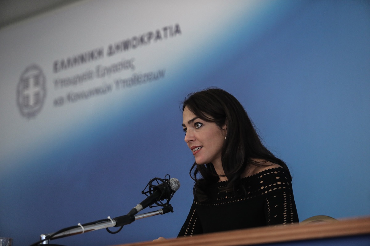 ΕΕ: Δ. Μιχαηλίδου: Η Ελλάδα υποστήριξε την οδηγία για την εργασία μέσω ...