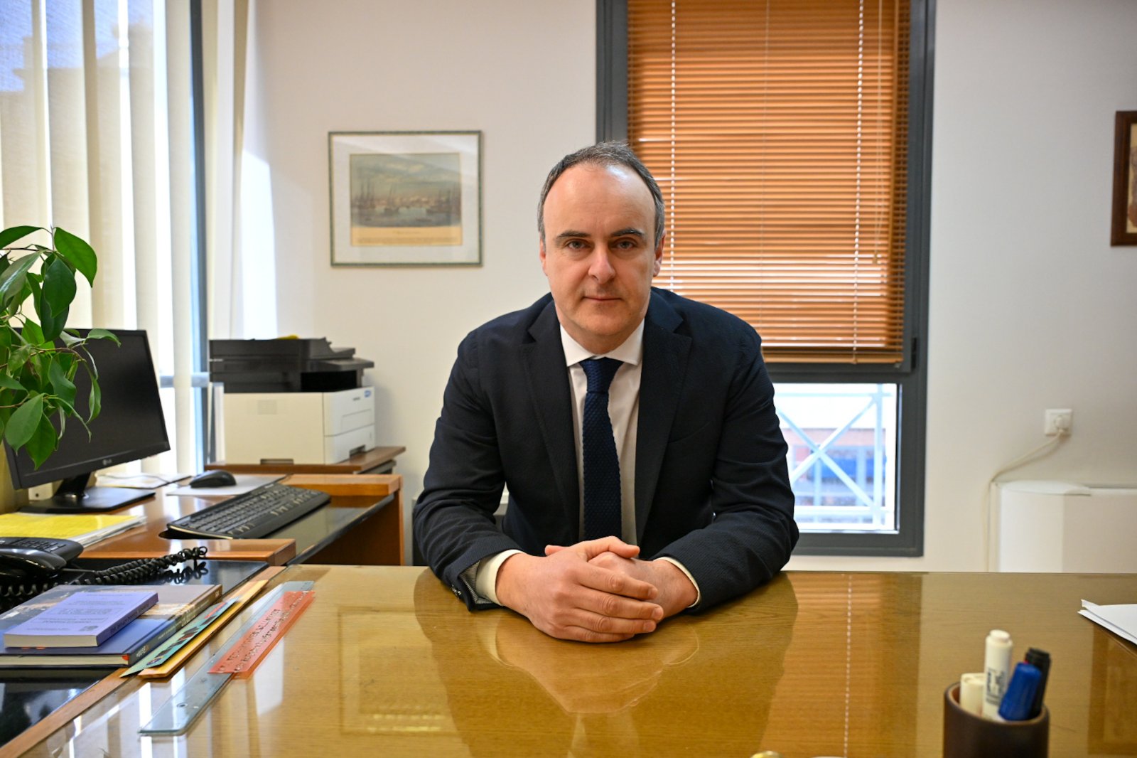Συνεχίζουν την αποχή τους οι δικηγόροι της Λάρισας - Αντιδρούν στις ...