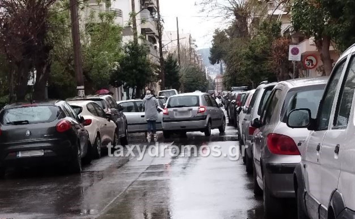 Βόλος: Παραβίασε STOP και συγκρούστηκε με αυτοκίνητο – ONLARISSA.GR Νέα ...