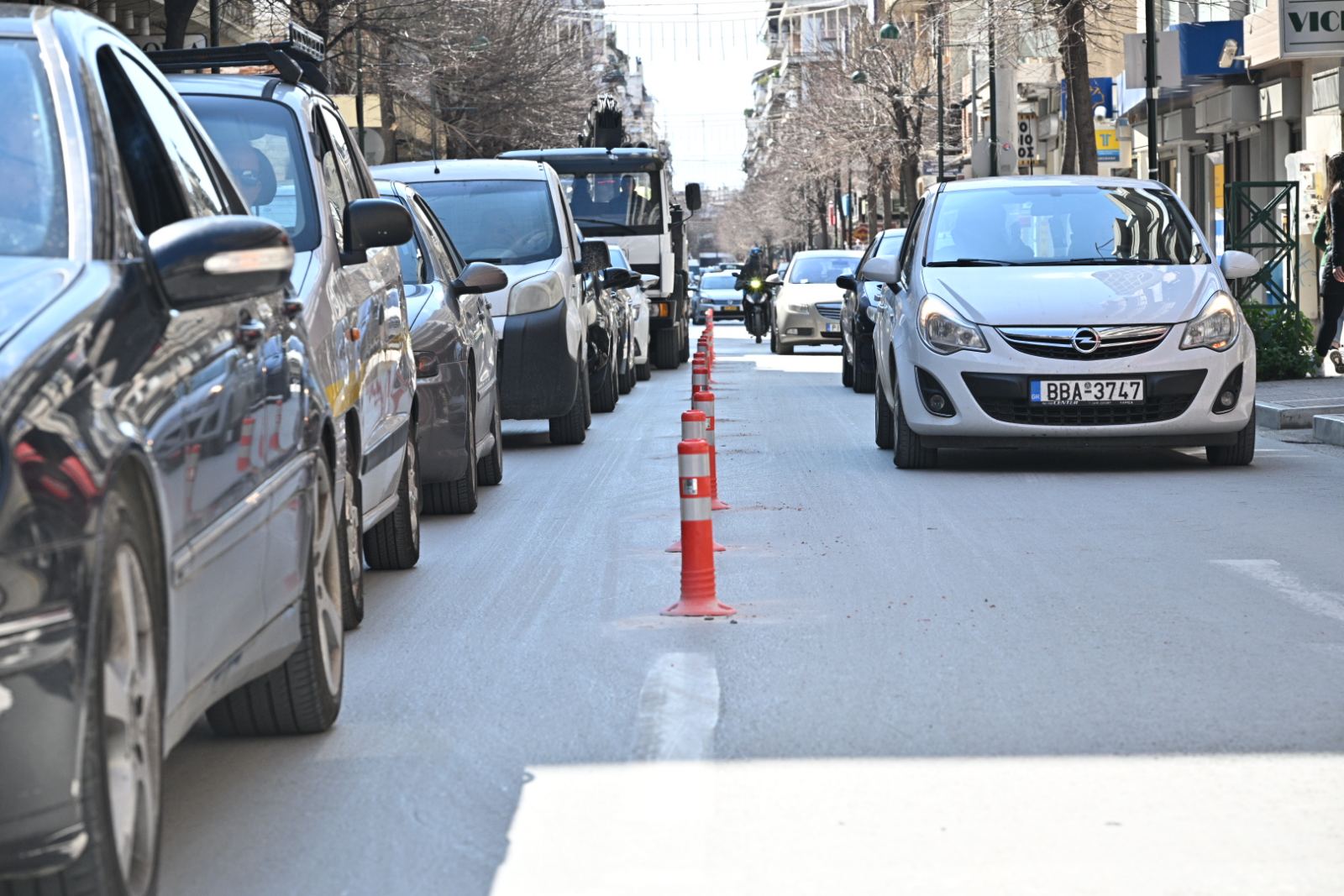 Επέστρεψαν οι κορύνες στο κέντρο της Λάρισας - Παπαλέξης: «Συνεχίζουμε ...