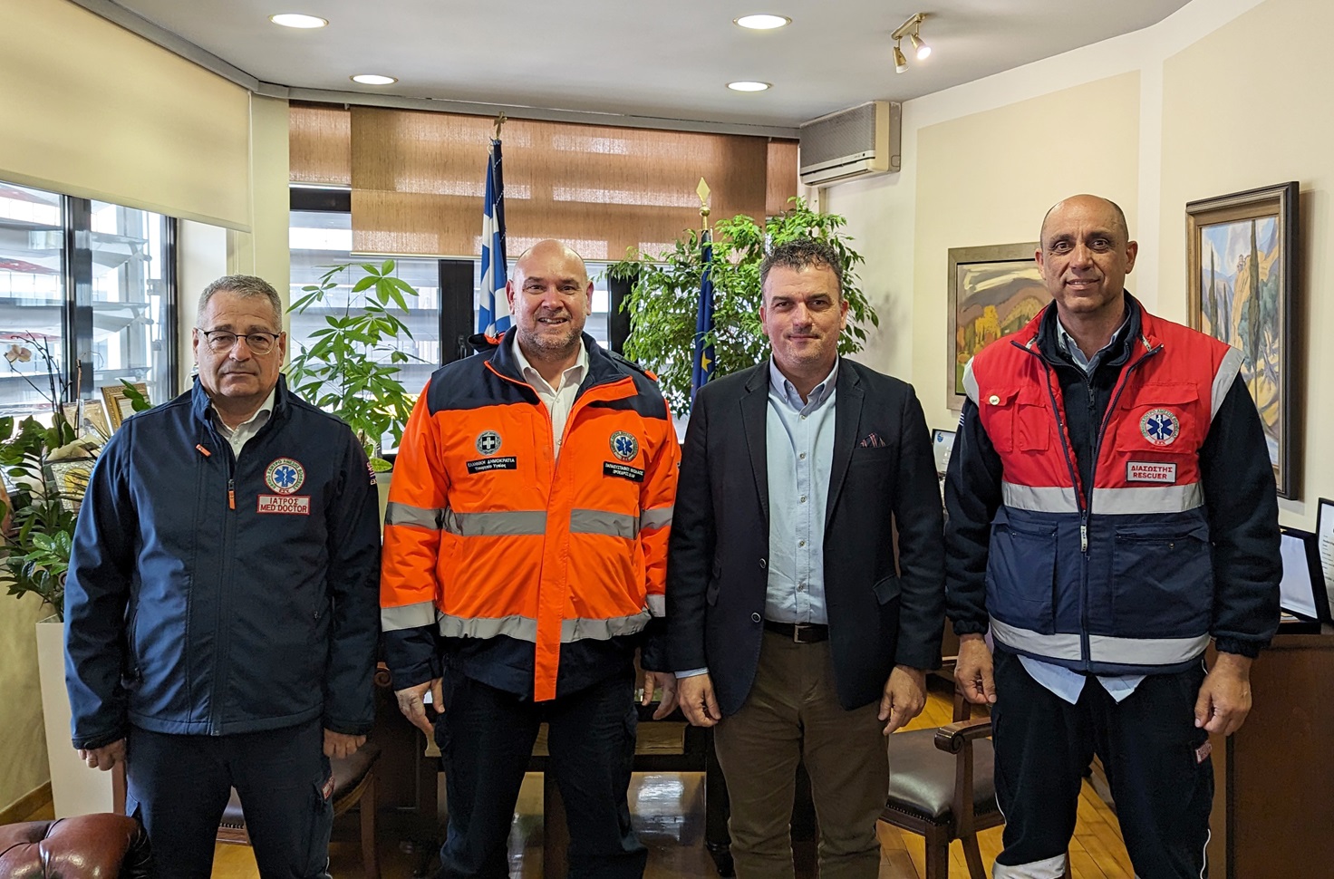 Με τον πρόεδρο του ΕΚΑΒ Νίκο Παπαευσταθίου συναντήθηκε ο Θανάσης ...