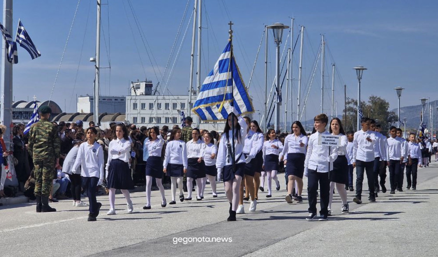 Με την παρέλαση στην παραλία κορυφώνονται οι εκδηλώσεις για την 25η ...