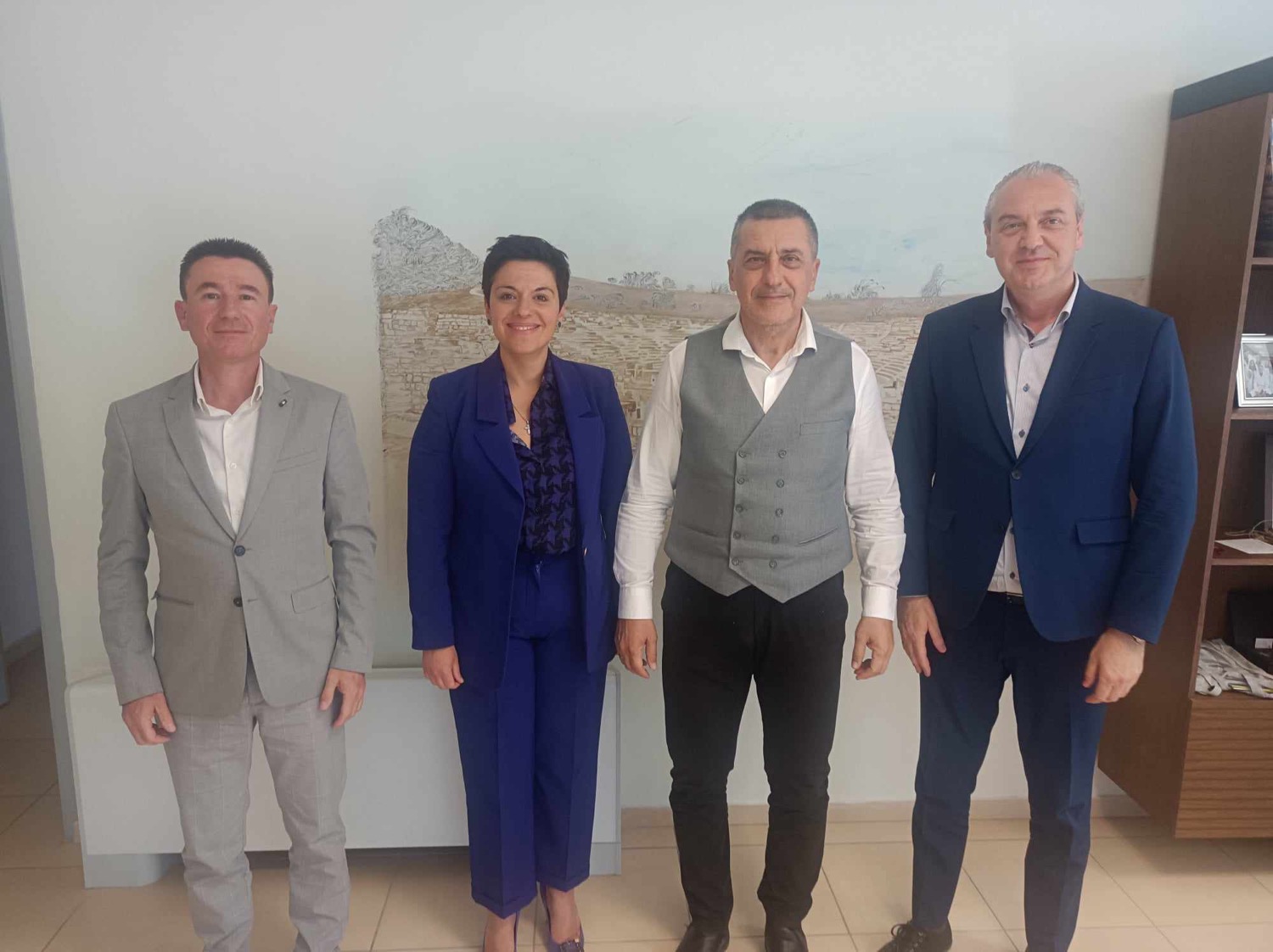 Περιφέρεια Θεσσαλίας: Μικρά κολυμβητήρια – προπονητήρια σε Ελασσόνα και ...