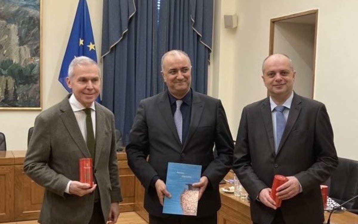 Συνάντηση Kαπετάνου με Πρέσβη του Μαρόκο: «Στόχος της Ελλάδας η ...