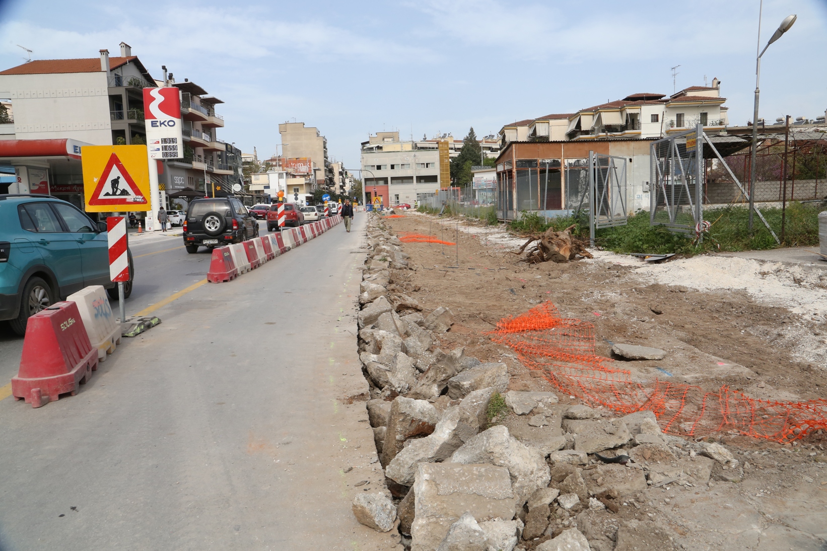 Στα έργα σε Ηρώων Πολυτεχνείου, Βόλου και Αιόλου ο Μαμάκος: «Μεριμνούμε ...