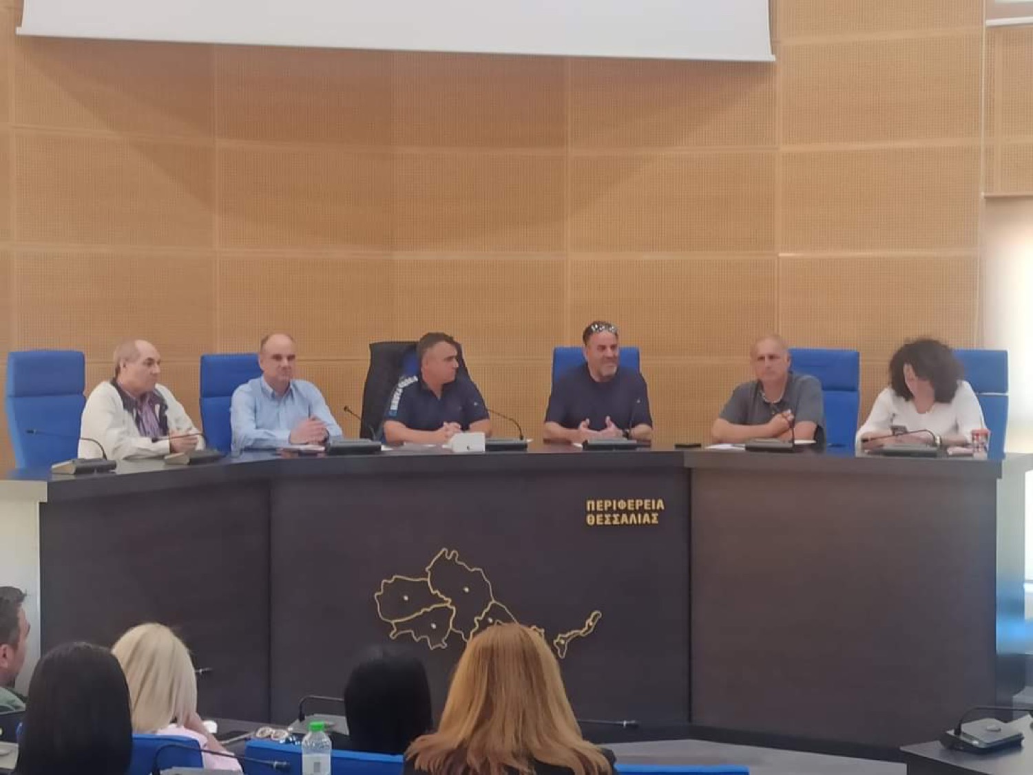Διαμαρτυρία των υπαλλήλων ΟΕΒ Θεσσαλίας για το σχέδιο νόμου του ΥΠΕΝ ...