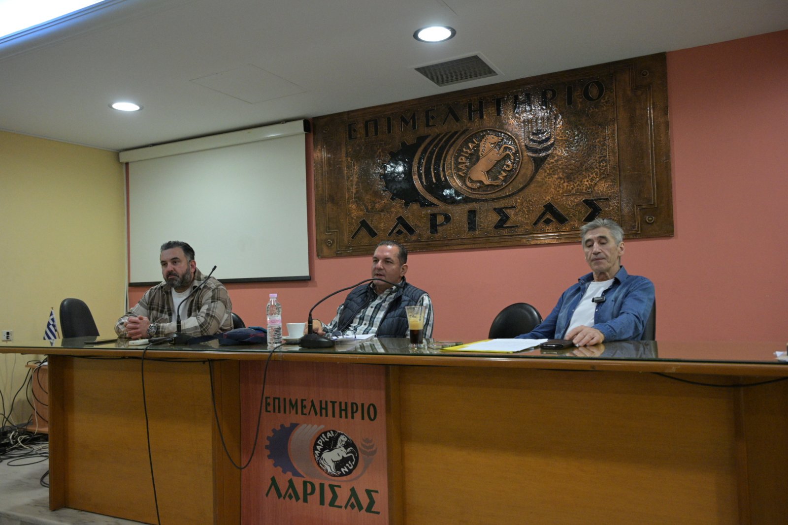 «Από τις πιο δύσκολες Πασχαλινές περιόδους» λένε οι Λαρισαίοι κρεοπώλες ...