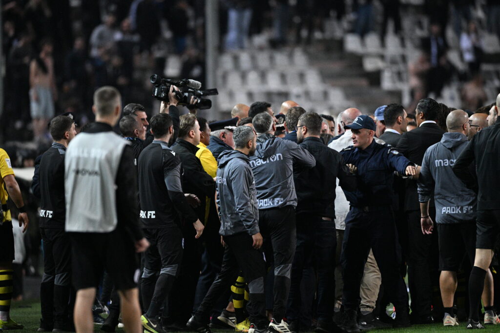 ΠΑΟΚ – ΑΕΚ 3-2: Ένταση μετά το τέλος του αγώνα - ONLARISSA.GR Νέα ...
