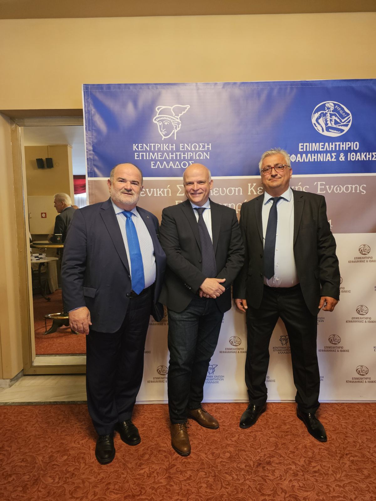 Μπαράζ επαφών του Κων. Γουργιώτη στη Γενική Συνέλευση της Κεντρικής ...