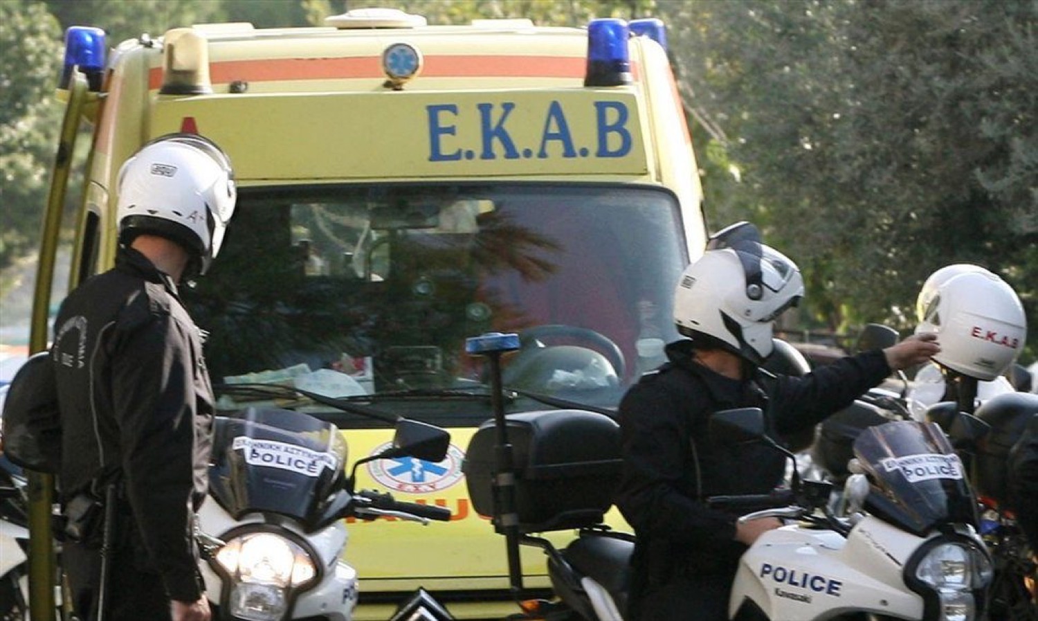 Λάρισα: Στο νοσοκομείο δικυκλιστής έπειτα από τροχαίο ατυχημα ...
