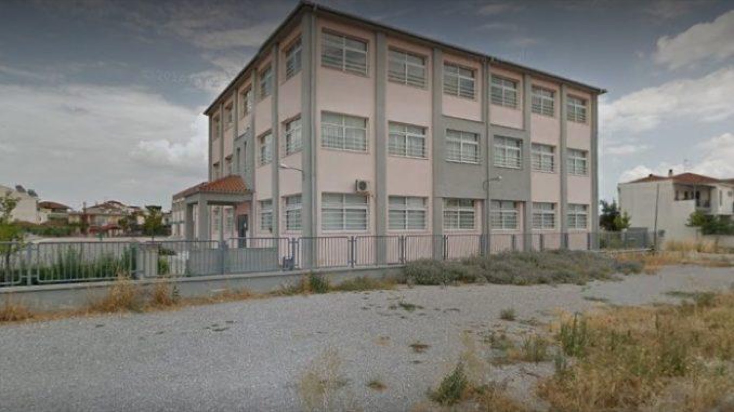 Το 14ο Γενικό Λύκειο Λάρισας για την ανακοίνωση των βάσεων των ...