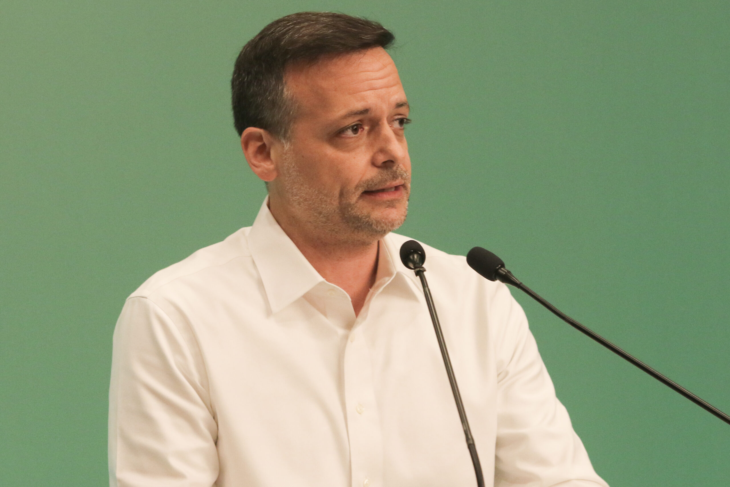 Χ. Δούκας: Τρία καίρια ερωτήματα για τις υπέρογκες επιβαρύνσεις στους ...