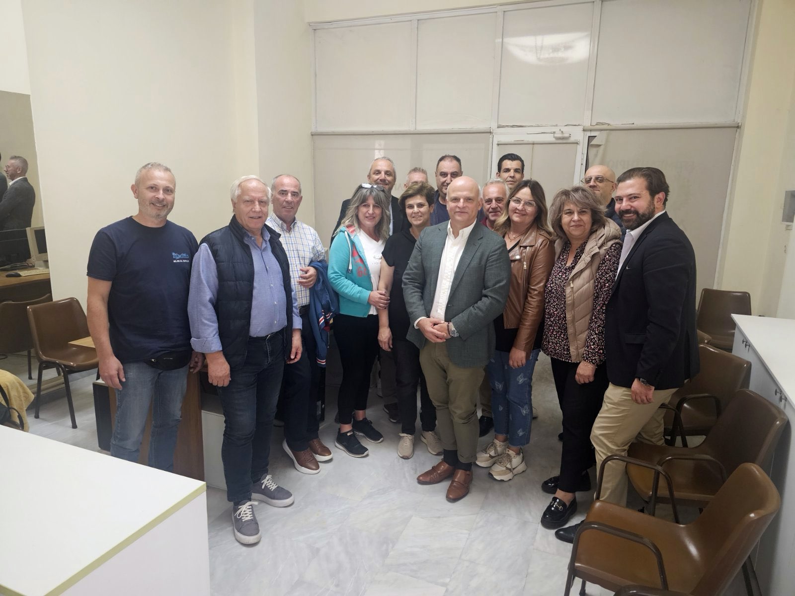 Γουργιώτης με Εμπορικό Σύλλογο Ελασσόνας: Θέλουμε ένα Επιμελητήριο που ...
