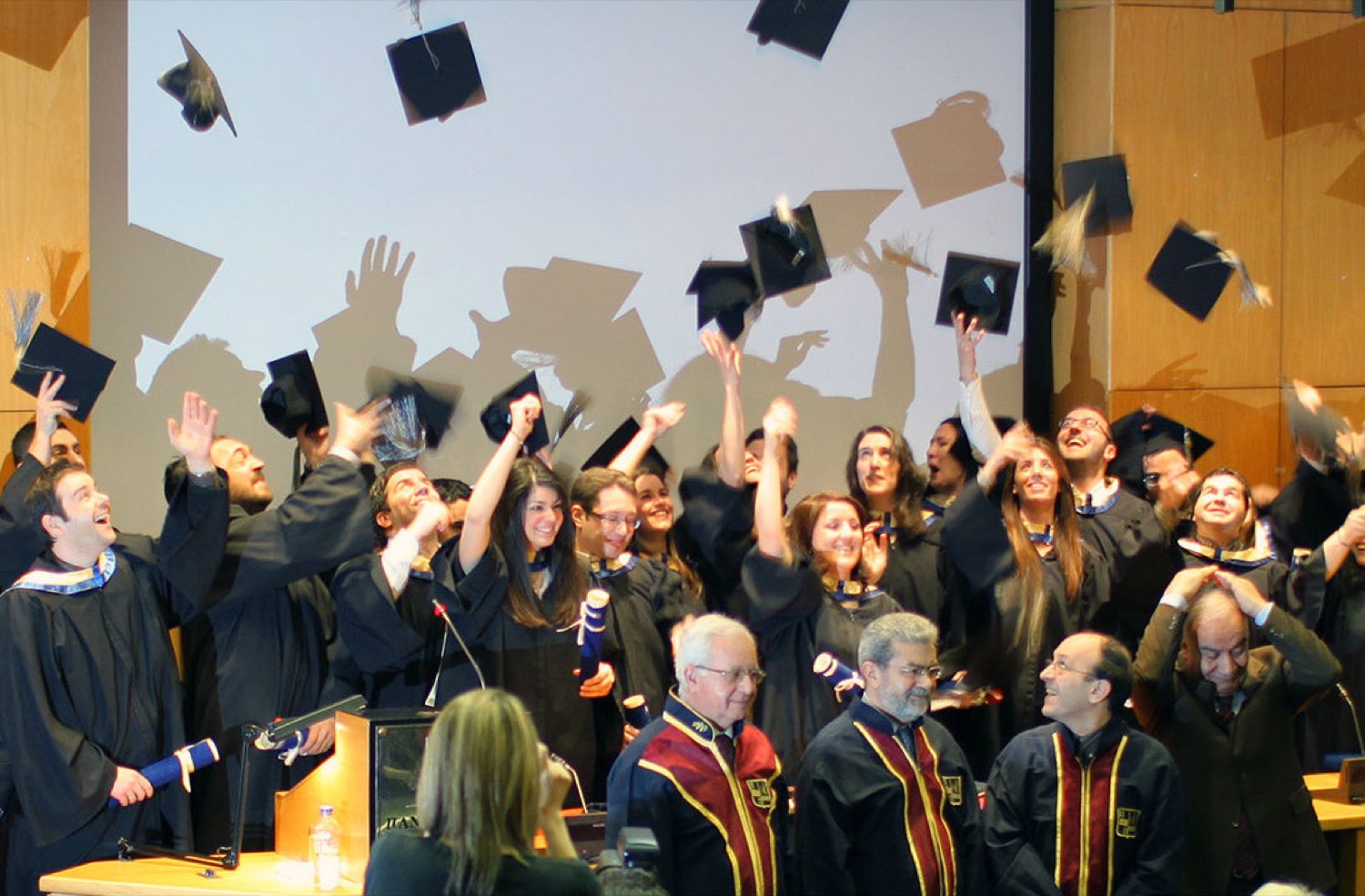 Λάρισα: Τελετές απονομής πτυχίων της Σχολής Επιστημών Υγείας του ...