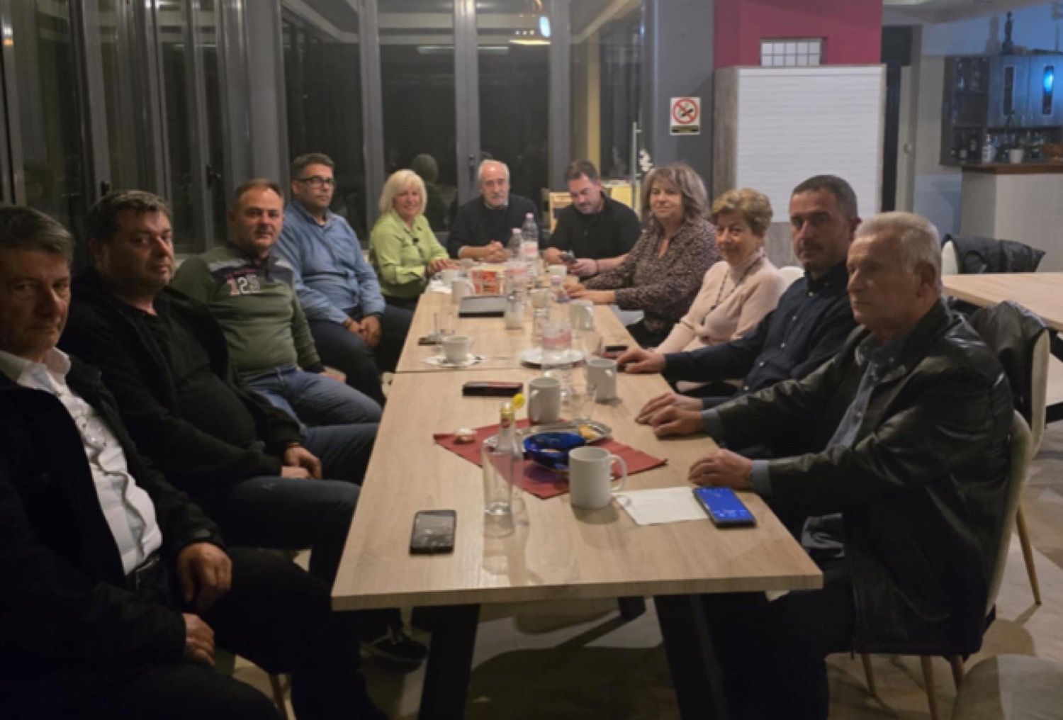 Κύκλο επικοινωνίας και συντονισμού με τις περιφερειακές κομματικές ...