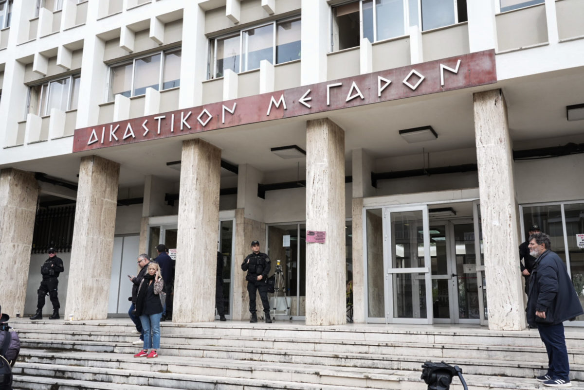 Γυναικοκτονία στο Αγρίνιο: Στη φυλακή ο 30χρονος δράστης – «Συγγνώμη ...