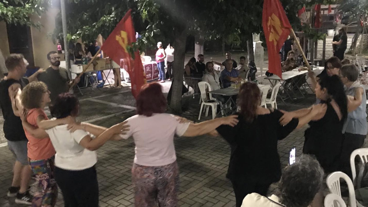 Ο τραγουδοποιός Θανάσης Παπακωνσταντίνου γύρισε μουσικό ντοκιμαντέρ στα ...