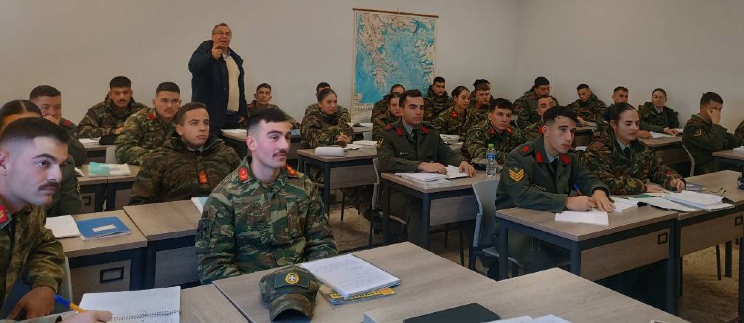 Τρίκαλα: Σε τροχιά νέων τεχνολογιών οι Ένοπλες Δυνάμεις και η Σχολή ...