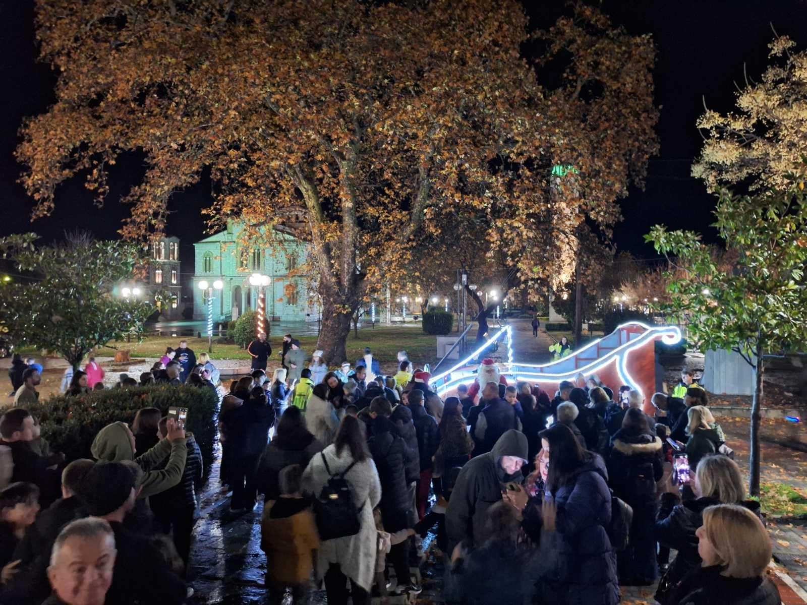 Ο Άη Βασίλης στον Τύρναβο και τον Αμπελώνα (φωτό - βίντεο) – ONLARISSA ...